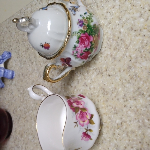 Kitchen | Queen Anna Creamer And Sugar | Poshmark